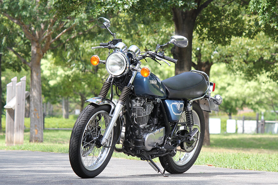 goodsショッピングサイト/商品詳細 [開発中商品] SR400(2019年モデル対応) フラットシート(仮)