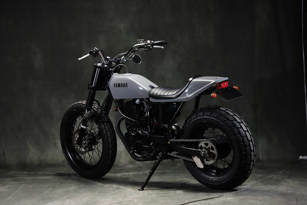 goodsショッピングサイト/商品詳細 受注生産・ FTフューエルタンクKIT TW200/225 グレー